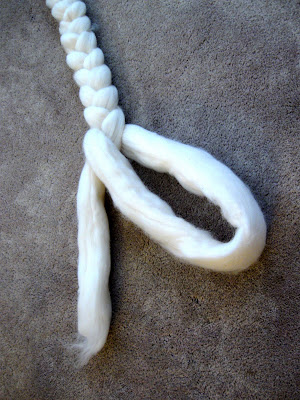 the treadler dot blogspot dot com: How to Braid Wool Roving or Top
