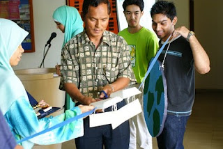 IIUM SCIENCESS: Let’s go green! -pictures-