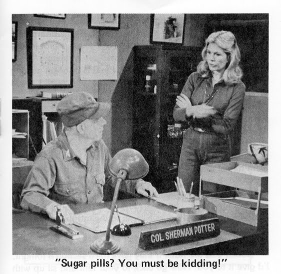 View-Master 3-D Spectacular now in 2-D!: M*A*S*H "Major Topper" - 1978