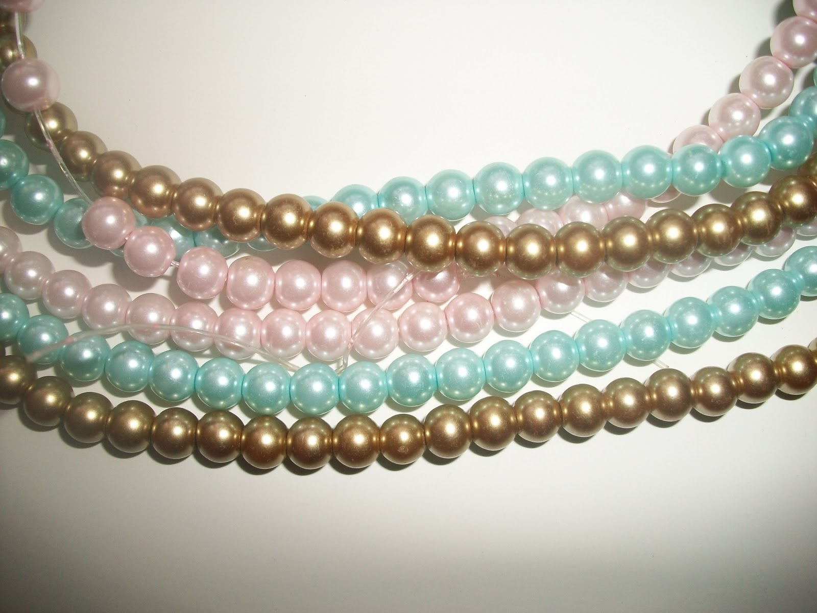 Chick Cereza: Perlas de colores