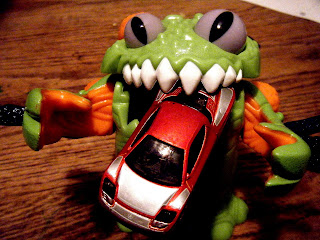 The Vetter Family: The Man From Mars Is Eating Cars