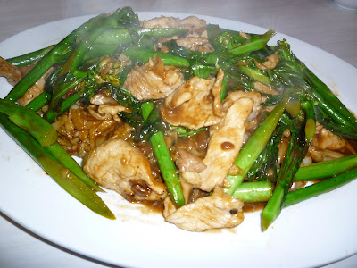 3 hungry tummies: Kuaytiaw Raat Naa Muu ก๋วยเตี๋ยวราดหน้า Stir Fried ...