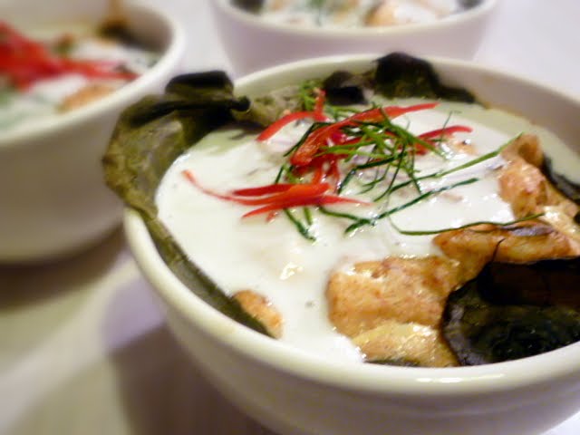 3 hungry tummies: Ho Mok Pla ห่อหมกปลา Steamed Curried Custard With Fish