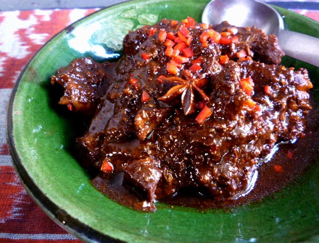 3 hungry tummies: Daging Berempah, Spiced Beef Stew "Malaysian Monday 9"