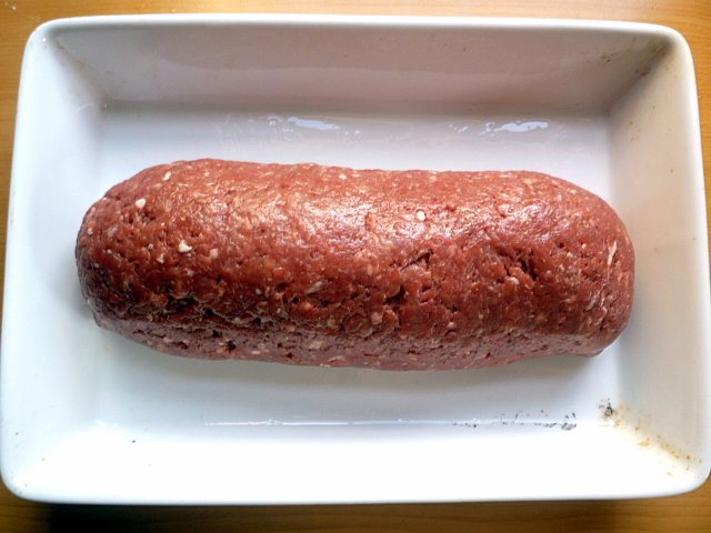 3 hungry tummies: Baked Kofta Roll With Egg Filling (Kafta Bi Bayd)