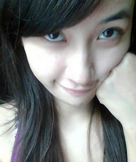 Foto Bugil Gadis dan Artis Indonesia: ABG Pamer Toket