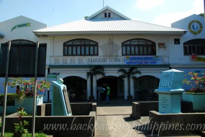 Backpacking Philippines: Ilocos Sur: Tagudin Sundials and St. Augustine ...
