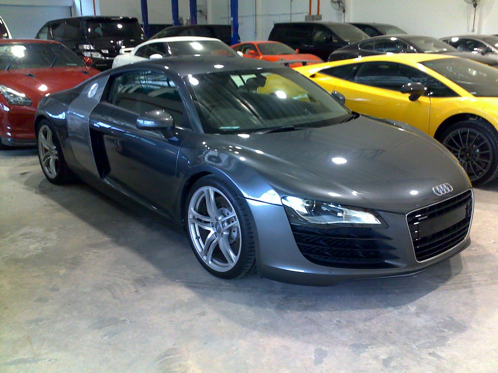 KL Recondition Car: Audi R8 V8 2008