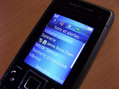 Information: Pictures: Sony Ericsson C902 - James Bond 007 Edition!