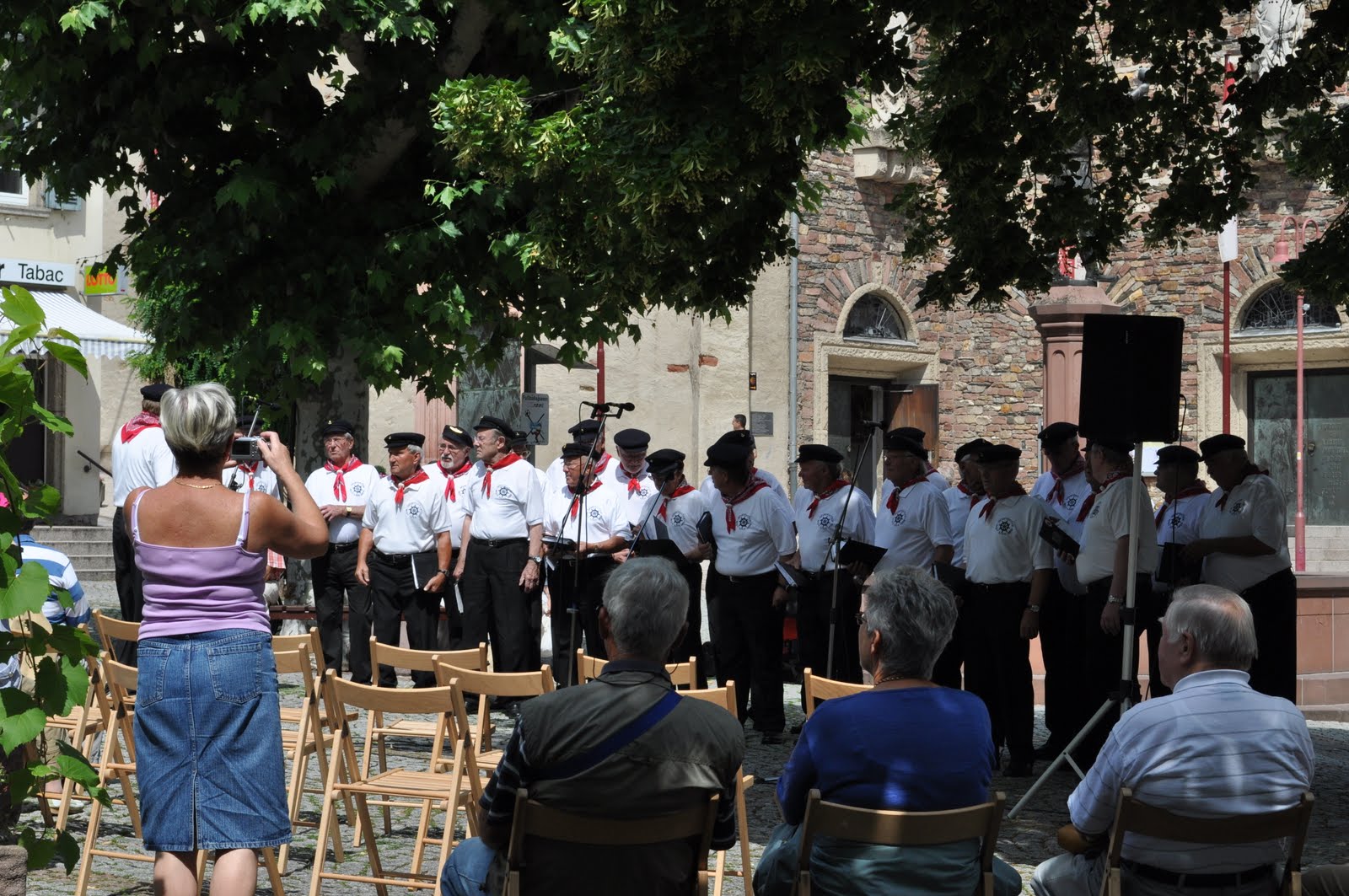 There are Three Types of People in the World...: More Europe Pictures