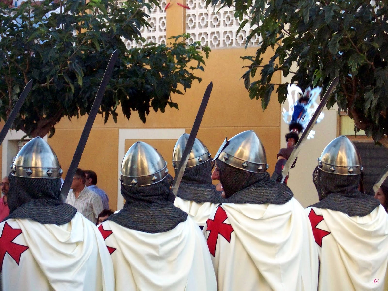 ALICANTE SIEMPRE: BANDO CRISTIANO. COMPARSA TEMPLARIOS - TEMPLARIS ...