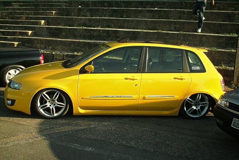 Carros Socados: Stilo
