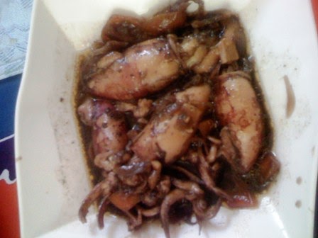 adobongblog: Adobong pusit (Squid adobo)