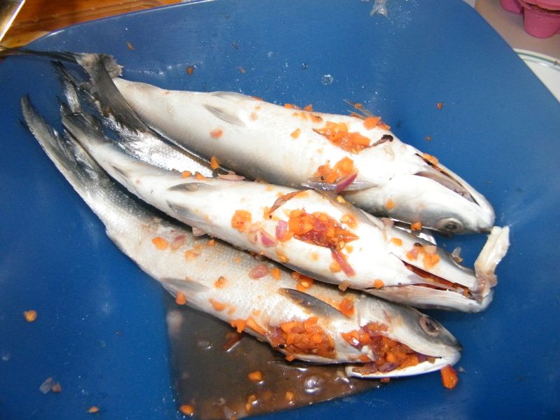 adobongblog: Inihaw na Bangus (Grilled Milkfish)