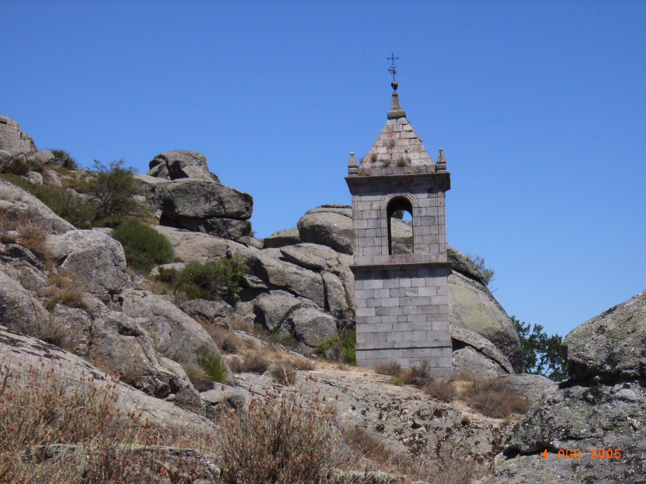 Lugares olvidados: Monasterio de El Risco (Avila)