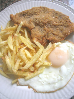 cibercuoca: Milanesas con papas fritas y huevos fritos