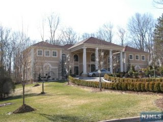 Whats up Tam!: Rev Run House For Sale!!!