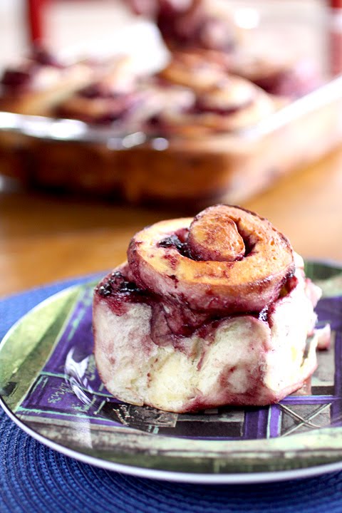 The Cooking Photographer: Bread Machine Jam Rolls