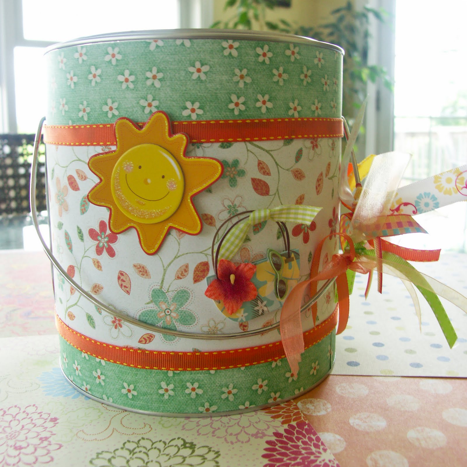 PrettyinPosies: Teacher Summer Themed Gift Can