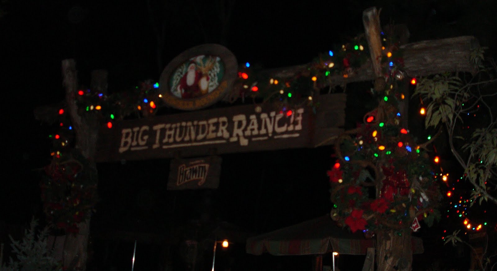 Kids and Mice: Santa Claus and Reindeer at Big Thunder Ranch Disneyland