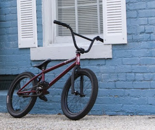 TheBikeCheck: Dan Foley's Premium Deathtrap