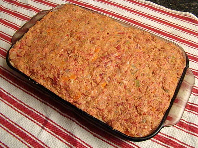Krista's Kitchen: Big Island Meatloaf