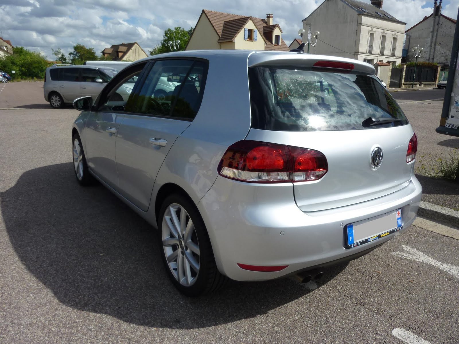 Autocoach News: Volkswagen Golf VI Tdi 140ch Dsg Carat, 2009