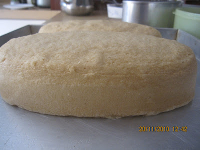 Yan's Family, Frens, Travel, And Food Journal: Orang Bugis punya kuih ...