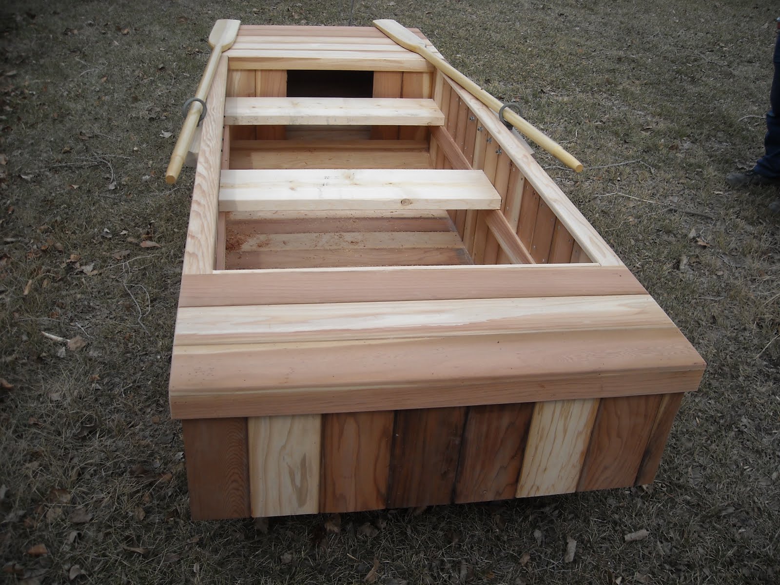 Dinosaur Hunting by Boat in 2010: Alberta, Canada: Scow rowboat ...