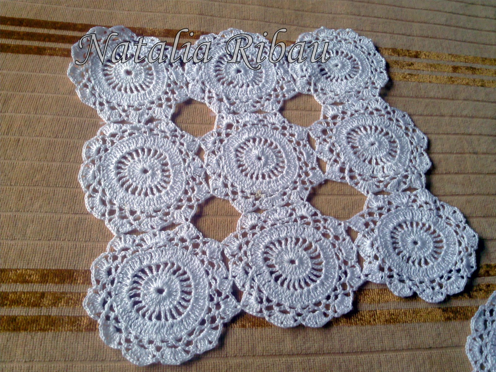 Lú Ribau Arte: conjunto de panos decorativos em crochet Parte II