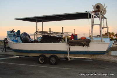 PURE FLORIDA: Form Follows Function : A Bird Dog Clam Boat