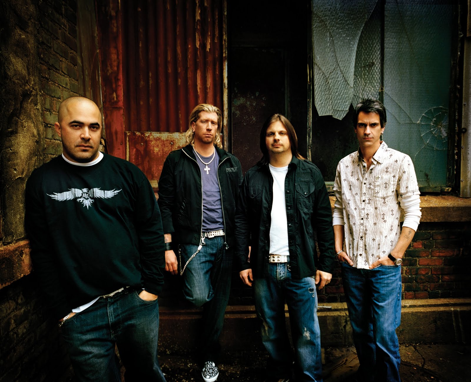 88 Miles West: INTERVIEW: Staind