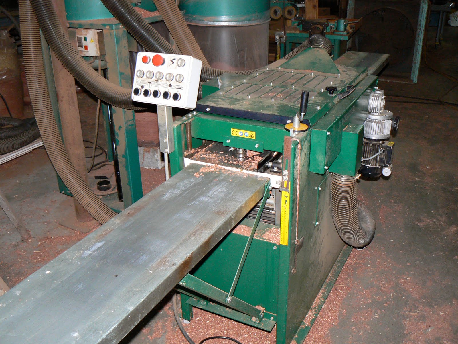 Harrell Industries: Custom Sawing