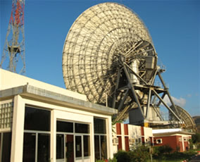 lakhdaria الأخضرية ex-palestro: صور محطّة الأتصال عبر الأقمار الصناعية ...