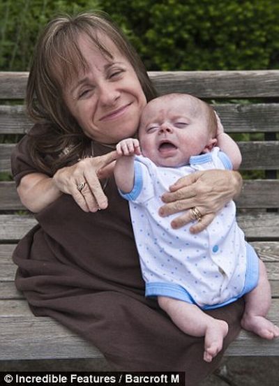 Fun Is the Best: World's Smallest Mother Now Has Three Children