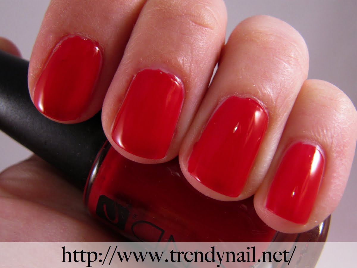 CND: Red Hot swatch and review per un San Valentino dalle unghie ...