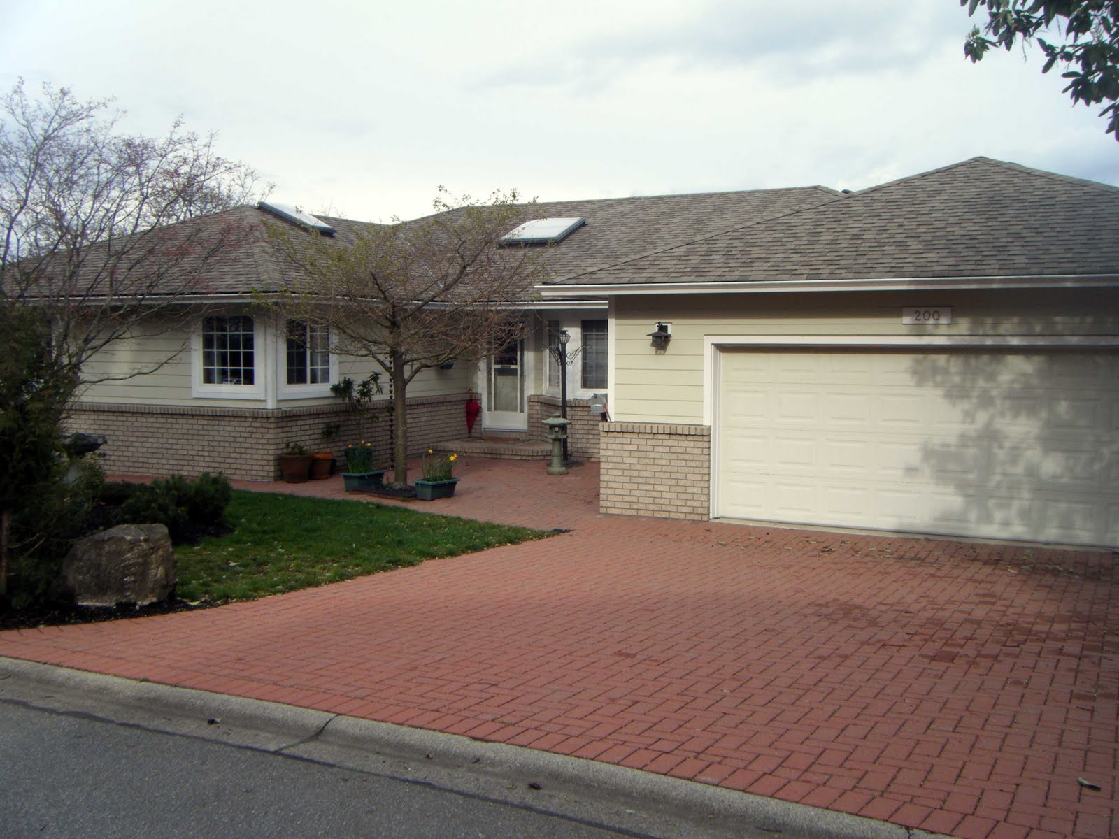 the art of cleaning: Bryan Adams Dad's house!