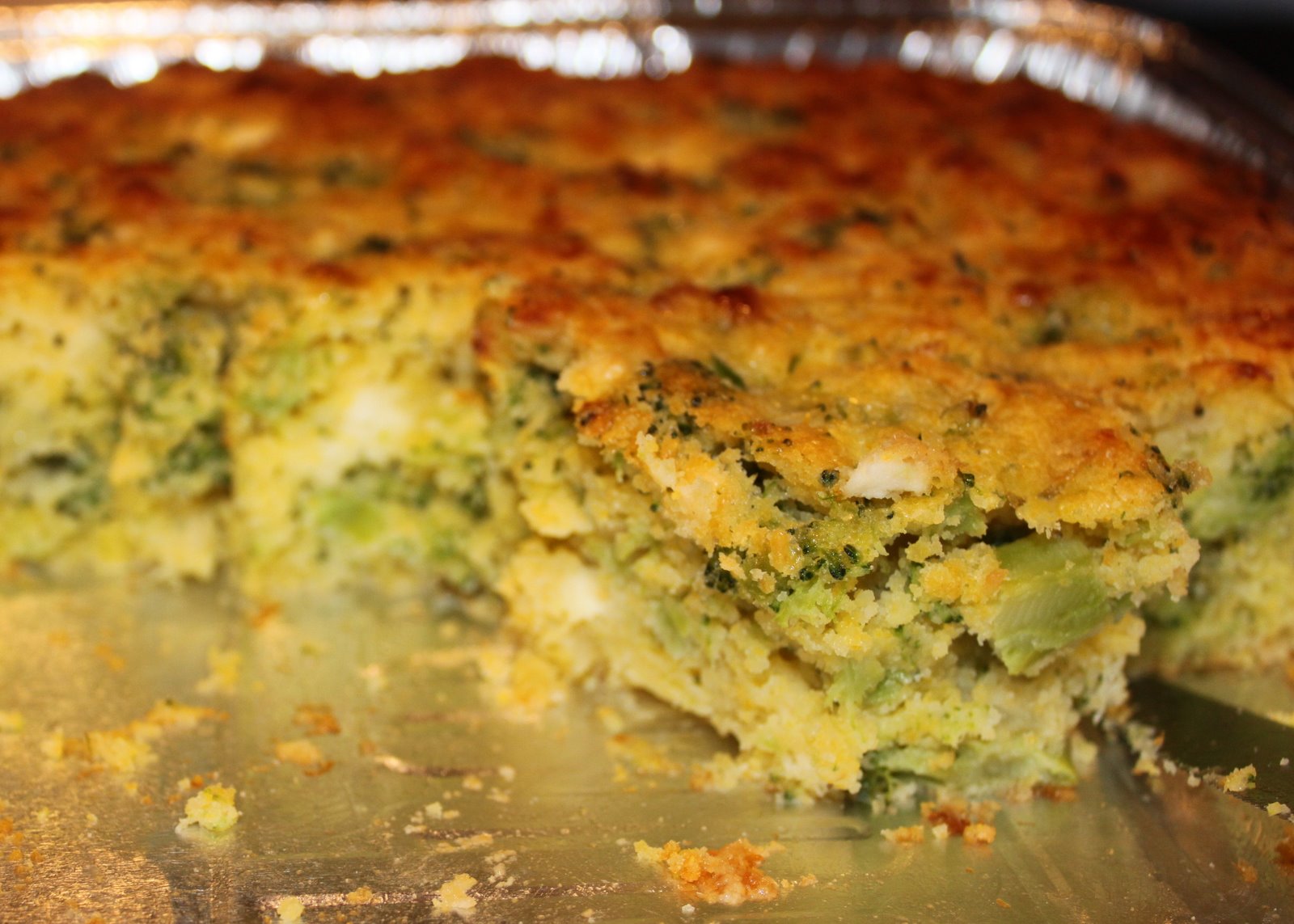 Plates & Places: The BEST Broccoli Cornbread