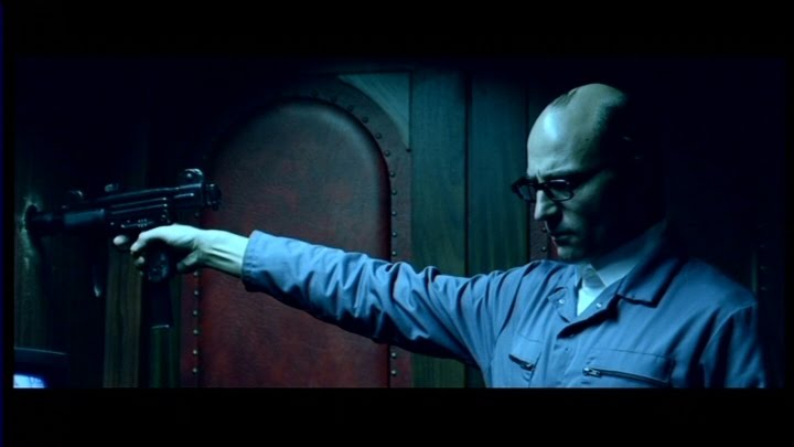 Puutaheinää...: Mark Strong as Sorter in Revolver