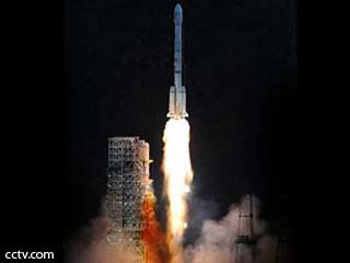 Artikel Manajemen: Satelit Palapa-D Indosat Berhasil Diluncurkan