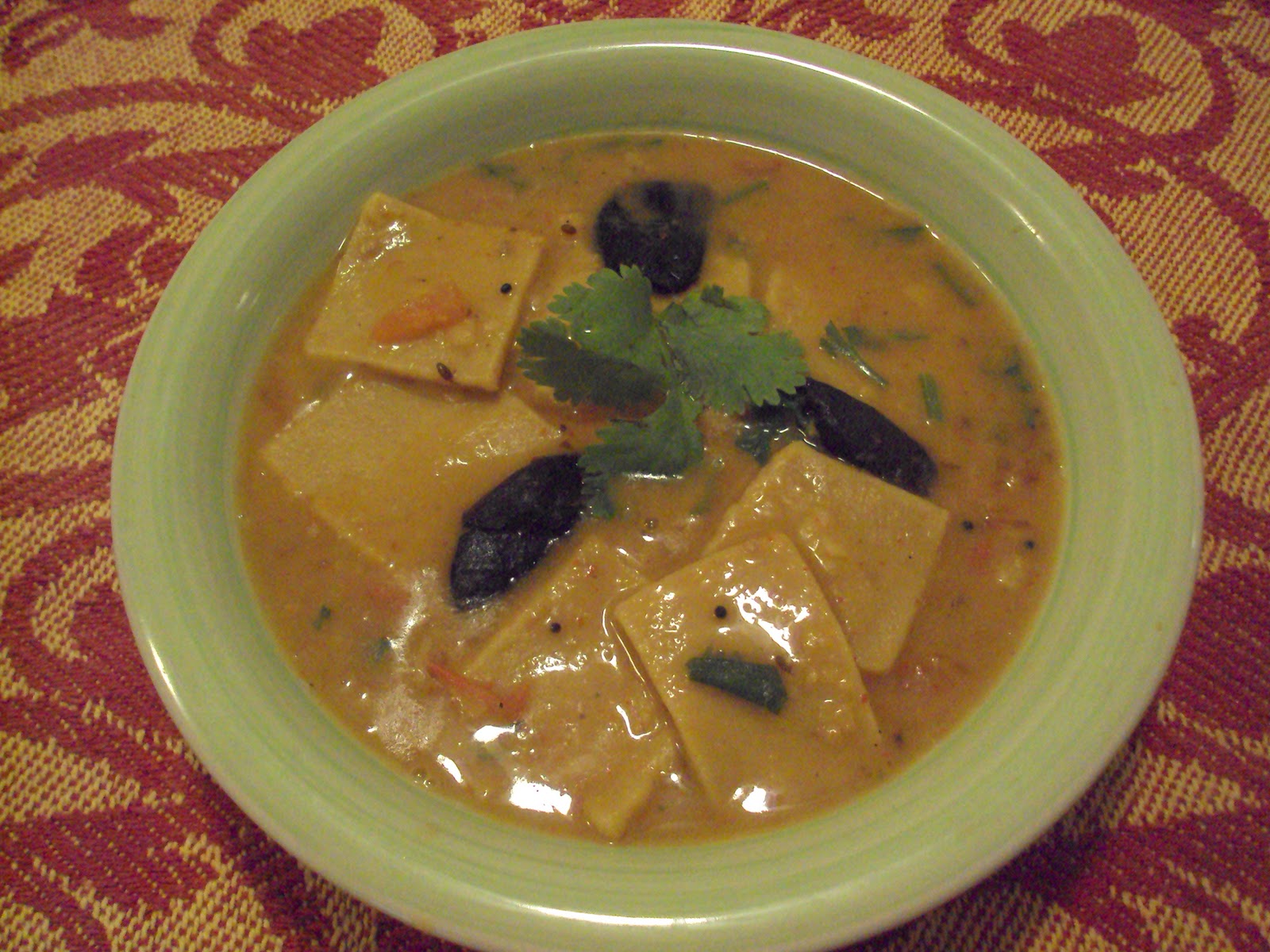 Indian Khana Pakana: Chakolya / Varan Phal