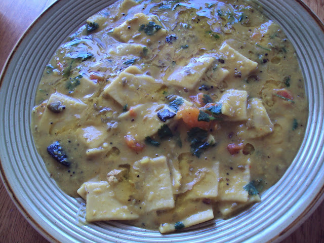 Indian Khana Pakana: Green Moong/Mung Dal Chakolya / Varan phal