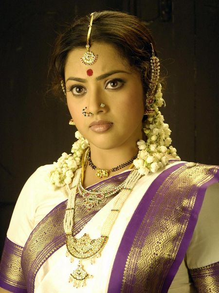 Movie Actor & Actress Cute Stills: Southindian Actress Meena in saree ...