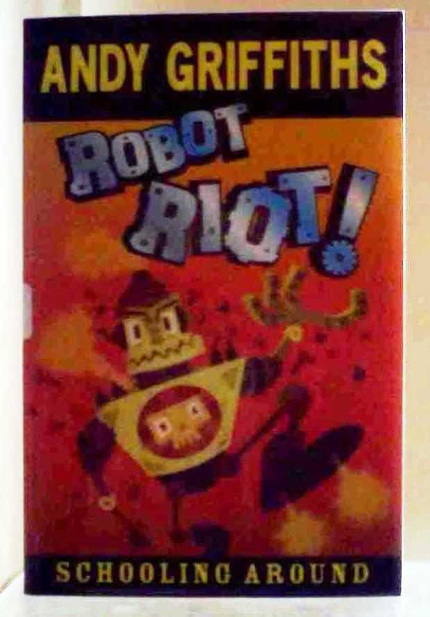 ChCse's blog: Book Review: Robot Riot!