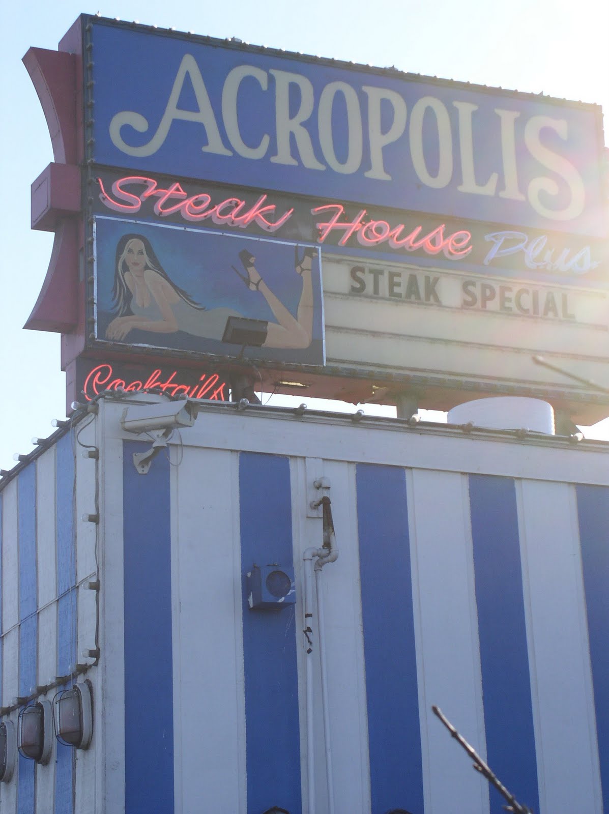 Immigrations–Ethnicities–Racial Situations: April 2010