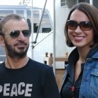 Between the Notes | Music Blog: News, Reviews and History: Happy ...