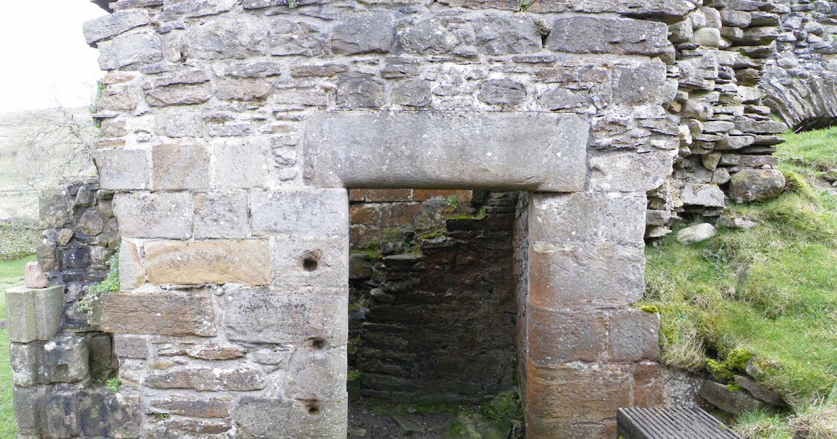 The castles, towers and fortified buildings of Cumbria: Pendragon ...