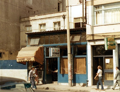 The Great Life Experiment: The Istanbul pudding shop