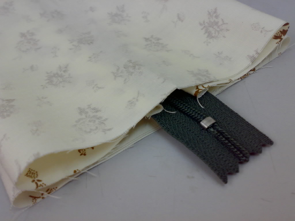 color me pretty: tutorial : pyramid pouch