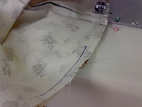 color me pretty: tutorial : pyramid pouch